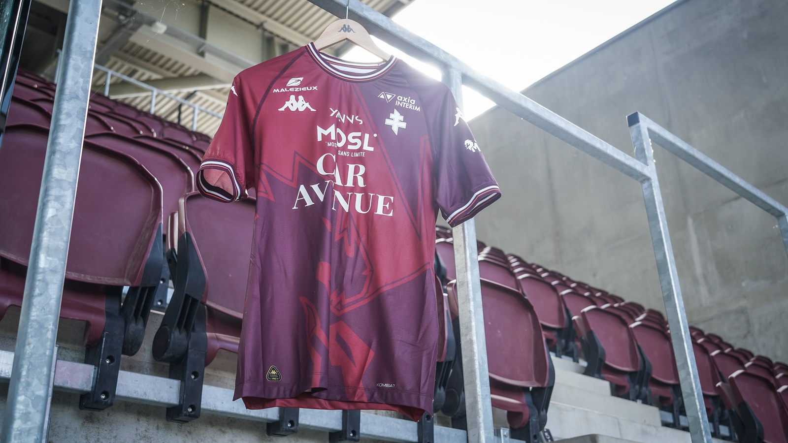 Le Graoully crache ses flammes sur le maillot 2024-2025 du FC Metz